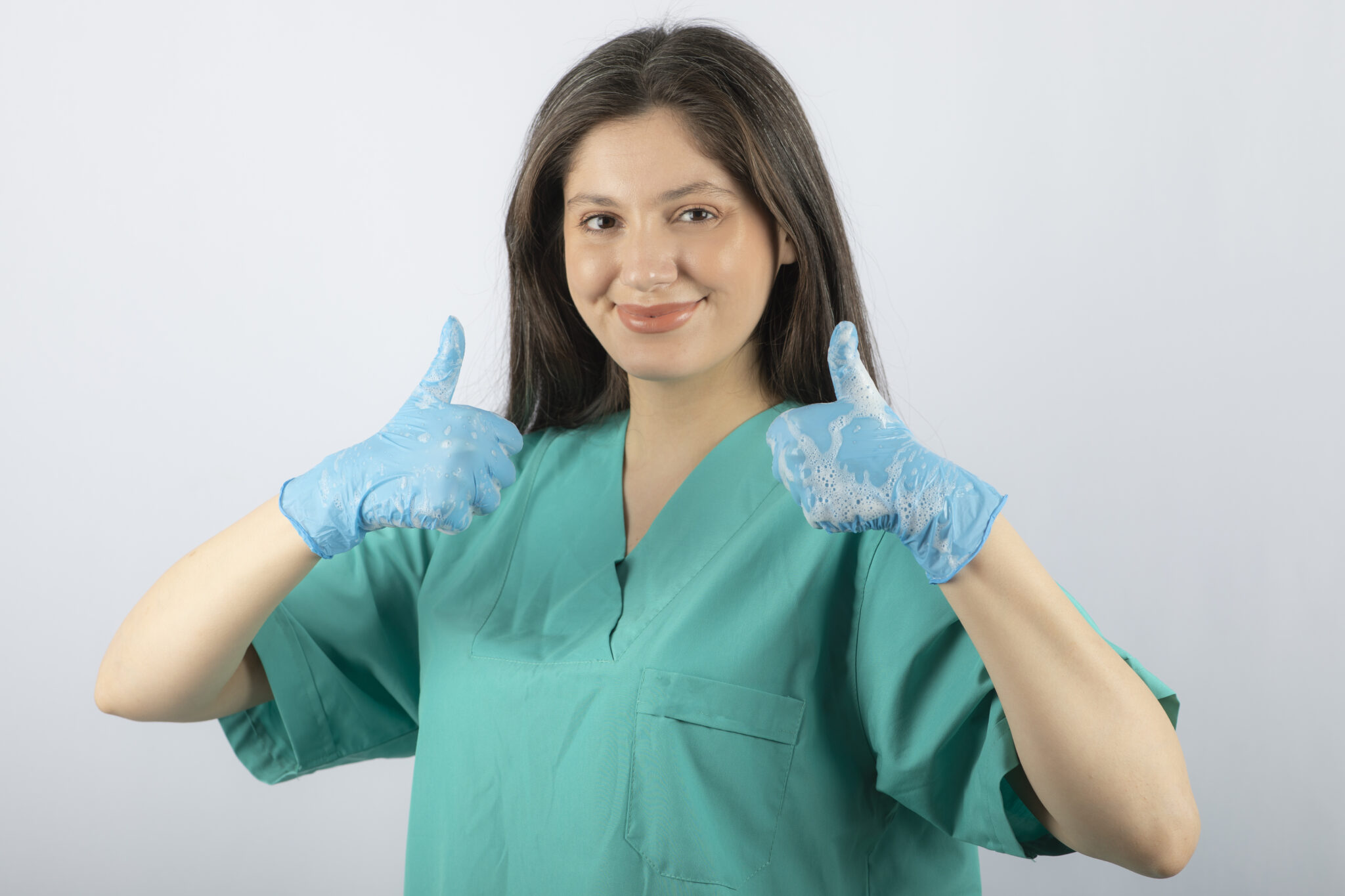 5 Excellent Scrubs for Nurses - VitaWerks